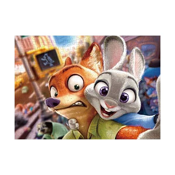 「Ｚｏｏｔｏｐｉａ」の人気キャラクター、ジュディとニックの生き生きとした一瞬の表情を描いたジグソーパズル。(c)Disney