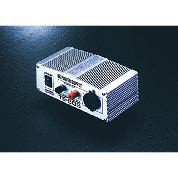 【商品概要】定格出力電流:5A,至大出力電流:6.5A部屋でDC12V電源カー用品が使える直流安定化電源本体サイズ:(W)170x(H)60x(D)105mm重量:750g定格出力容量は、各出力系統の合計になりますので、使用するすべての機器...