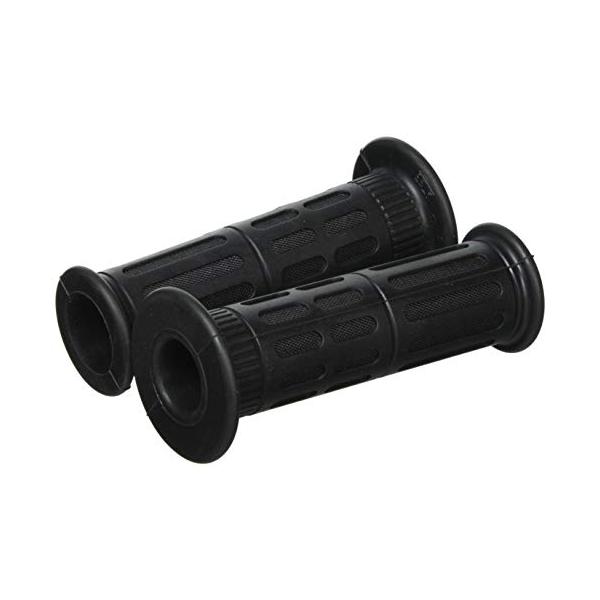 ヨシムラが長年レースで使用しているグリップラバー。グリップはライダーが直に触れ、意思をエンジンに伝える重要なパーツ。特にレースでは、強烈な加減速や深いバンク等ライダー姿勢も次々と変わる状況で繊細なアクセルワークが必要となる為、握り易さ・操作...