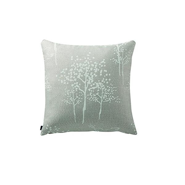 【商品概要】本体サイズ:45×45cm素材:ポリエステル100%生産国:日本ウォッシャブル【商品説明】【商品詳細】ブランド：スミノエ(Suminoe)商品種別：ホーム＆キッチン商品名：スミノエ クッションカバー トリノサンポ 45×45cm...