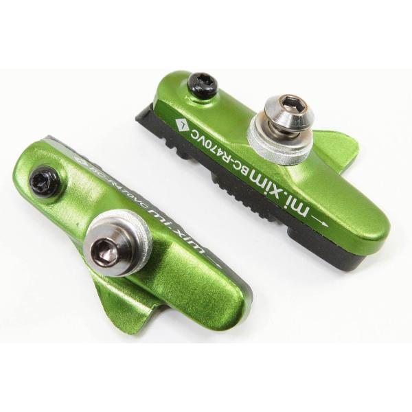 【商品概要】・mi.Xim製、シマノとスラムのロードブレーキと交換できる、カートリッジ式ブレーキシューになります。 ・軽量アルミハウジングで角度調整ワッシャー、固定ボルトつきになります。・パッド面はあらゆる状況に対応した最新のパタンを採用し...