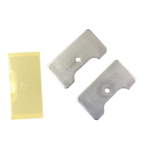 【商品概要】素材：アルミ重量：75g(ペア)入数：2枚付属品：保護シート2枚生産国：台湾【商品説明】リアブレーキ取付用のアルミプレート<br> サイズ85mm×45mm×4mm 取付穴径φ6mm<br> 2枚セット/...