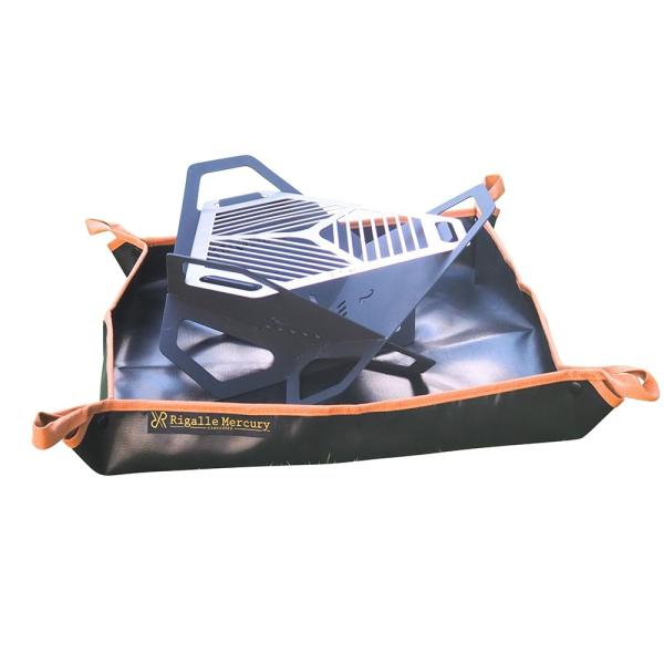 【商品概要】抜群の堅ろう性、耐火性にも強く歪みにくい板厚約2.2〜2.4mmの鋼鉄を採用3枚の鋼鉄パネルをスリットに差し込むだけの簡単10秒で組み立てを実現燃料は長さ35cmまでの大きな薪と炭の両方が使える＊注：本体が特殊な形状のため、薪を...