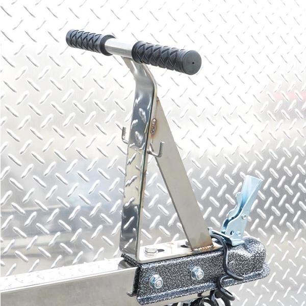 ・　トレーラーを動かす時、持つ所が無かったり、　　移動がしにくかったのですが、　　キャリーハンドルを取付ることで楽に動かせ、　　車との連結もスムーズにできます。・　チェーン・ワイヤー＆電極コネクター用ホルダー付。 ■　材質：ステンレス