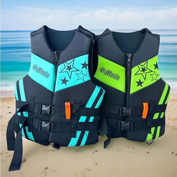 C.Marinライフジャケットのライフジャケットです。・　フロントファスナー・  ２バックルタイプ・　ストレッチ性のある素材は着心地が良いです。・　Ｄリング・ホイッスル付き・　米国コーストガード認定品、JCI予備検査承認　（日本小型船舶検査...