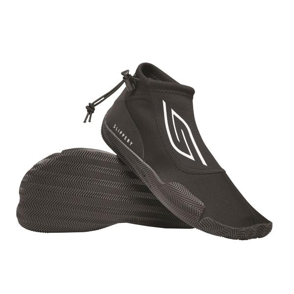 SLIPPERYマリンシューズ・　快適な2mmネオプレーン製。・　スリップ防止の高いラバー製の靴底・　サイドに水抜きのドレンポートを装備・　あらゆるマリンスポーツシーンで使える1足◇　サイズ：24〜29cm※　サイズ感小さめですので　　ワン...
