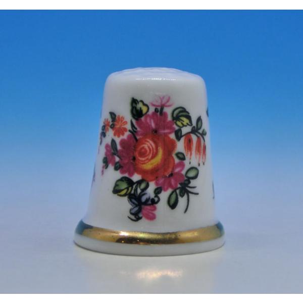 【商品説明】ヒビ、カケありません。金彩に浅いスクラッチあります。こちらの商品は新品ではございません。 箱なし 高さ2.5cm