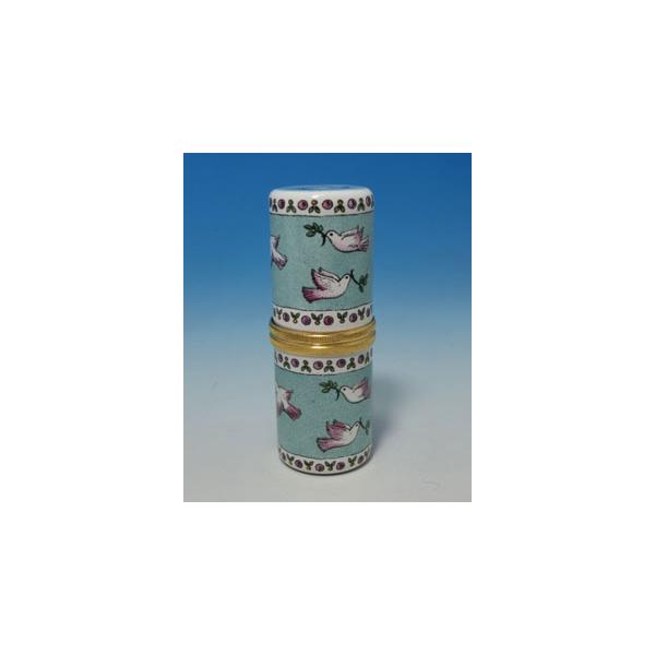 【 商品詳細 】ヒビ、カケ、キズありません。製造時のもので、ケースの下半分側の釉薬が少ないのか、少しざらつきがあります。見た目には問題ありません。この商品は新品ではありません。セール価格のためご了承くださいませ。箱は有りますが、蓋のつなぎ目...