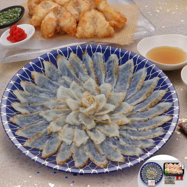 山口県で水揚げされた活天然マフグ身の表面を強火でサッと焙り、旨味と新鮮さを閉じ込め職人が丁寧に刺身にしました。外は香ばしく、中はしっとりとした食感と旨味をお楽しみください。人気メニューのから揚げとのセットです。■保存方法：-18℃以下で保存...