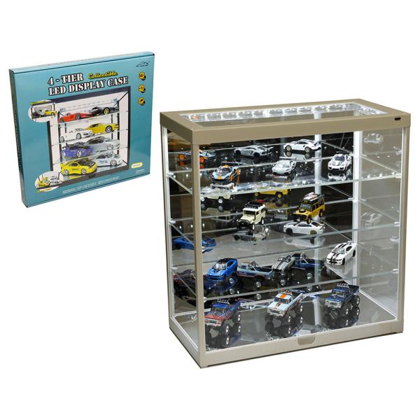 組立式のLED内臓アクリル製ショーケースです。底面と奥の面がミラーになっています。天板にLEDライトを内臓。ON/OFFスイッチで点灯/消灯を切り替えられます。棚板は３枚付属。棚板を外せば背の高いフィギアも収納できます。（棚板の位置は変えら...