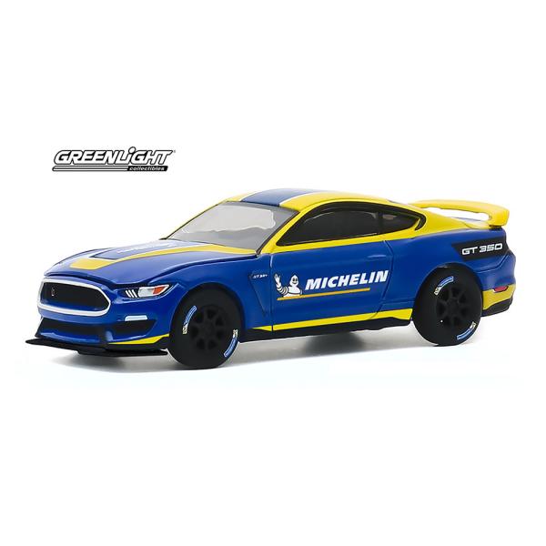 グリーンライト 1/64 フォード シェルビー GT350R ミシュラン 2019GREENLIGHT Ford Shelby GT350R Michelin Tires 2019国内在庫商品です。ご注文の当日から3日営業日以内に発送可能で...