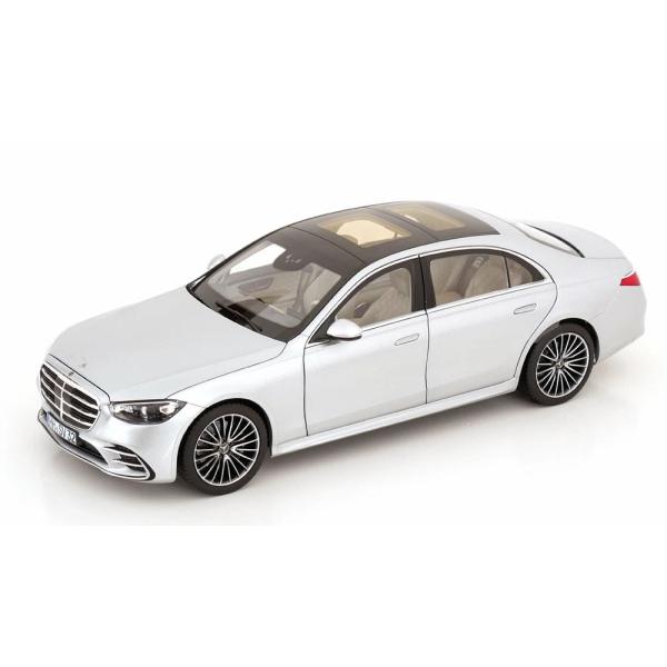 【仕様】・スケール：1/18・ダイキャスト・前後ドア/ボンネット/トランク開閉・品番：183805【注意】・製造時の塗装ムラ・ブツ・傷・はみ出し・デカールのズレ・浮き・欠け・ボンドのはみ出し・部品のズレ・タイヤの浮きなど、　メーカーによって...