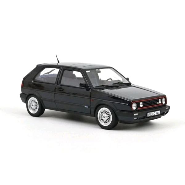 1991年にゴルフ II GTIの特別仕様として登場した「Edition Blue」。ホットハッチの原点にして頂点として長年愛され続けたゴルフ GTI第2世代の締めくくりを飾る特別モデルで、ムーンライトブルーメタリックの洗練されたボディカラ...