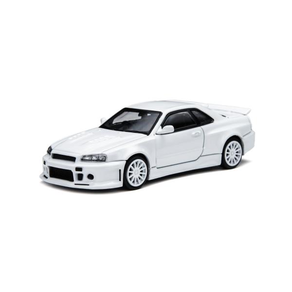 世界中のJDMファンが憧れる日産 スカイライン GT-R（R34）を、迫力のワイドボディカスタム仕様で仕立てた一台。オーバーフェンダーと専用バンパーが生み出すアグレッシブなシルエットは、ストリートカスタムシーンにおけるR34の新たな表情を体...