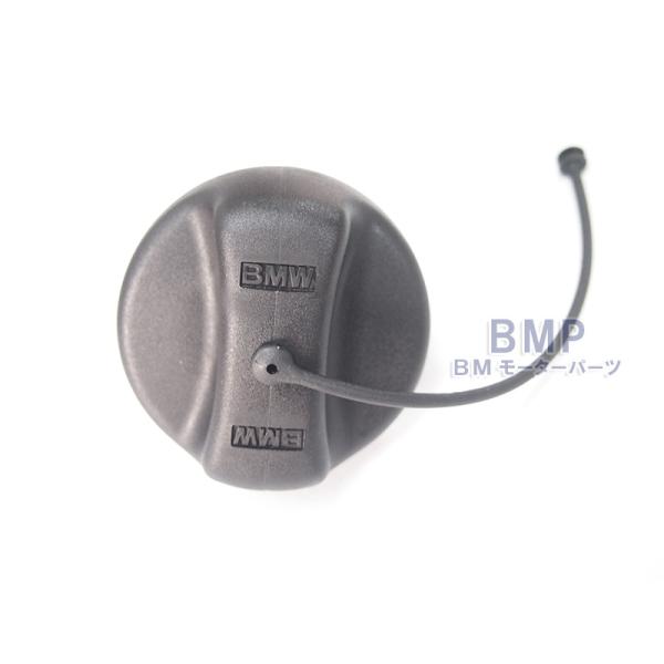 品質保証のＢＭＷ純正部品BMW Z3 フィラーキャップガソリンタンクのフタです。適合：Z3…2001年7月以降の生産車※画像は他車種用を参照。実物とはデザイン・形状が異なります。
