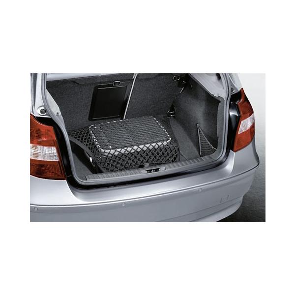 品質保証のＢＭＷ純正部品ラゲージルーム・ネット走行中にラゲージルームの荷物が動かない様に固定するネットです。（４箇所で固定）適合：1シリーズ…E82 E87 F20(ストレージパッケージ装備車)2シリーズ…F22 F233シリーズ…E46(...