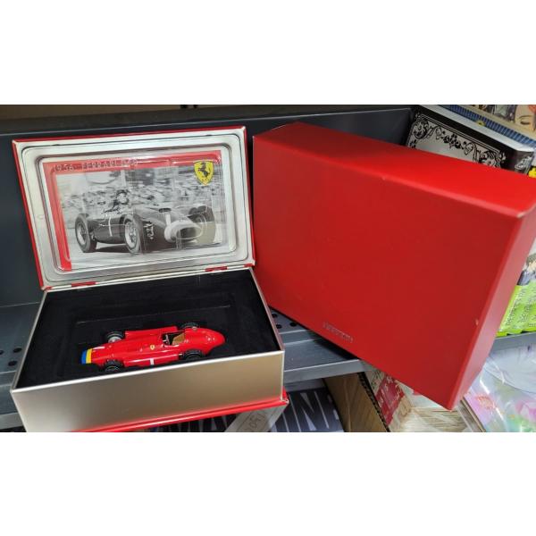 【商品紹介】IXO(イクソ)  フェラーリ D50　ニュルブルクリンク　GP1956ウィナー ファンジオスケール：1/43SF01-56　Ferrari D50 1956 J.M. Fangio【製品状態】開封済み外箱に若干のダメージ有りケ...