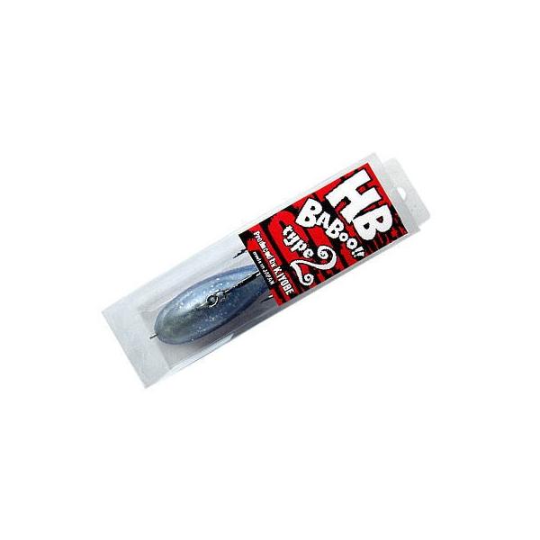 ■チェイスするが寸前で見切ってしまうバスに遭遇する機会が増え、あと一歩で食わない…どうにか出来ないか？からスタートしました。そこで、一瞬だけ早くルアーを泳がせリアクションを誘発させられるように開発を行い、喰わせのヘッドボム(H・B)バブゥに...