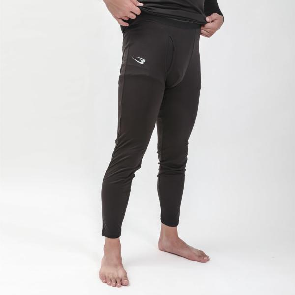 「まるでカイロを付けているようなインナー」をコンセプトに熱を蓄えて温かさをキープする「光蓄熱」で従来品より＋３℃を実現。【３つの効果】１．部分保温が効果的に温める２．遠赤外線効果３．熱を蓄えて温かさをキープする光蓄熱ボトムスは、後ろ腰辺りに...