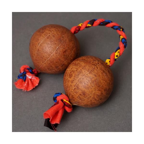 原産国:セネガルサイズ:直径約5.5〜6.5cm(球体部分)アサラトは完全な球体ではありませんので測定する箇所によってサイズが違います。サイズはおおよその目安とお考え下さい。細かいサイズの指定がある場合は事前にお問い合わせ下さい。アサラトは...