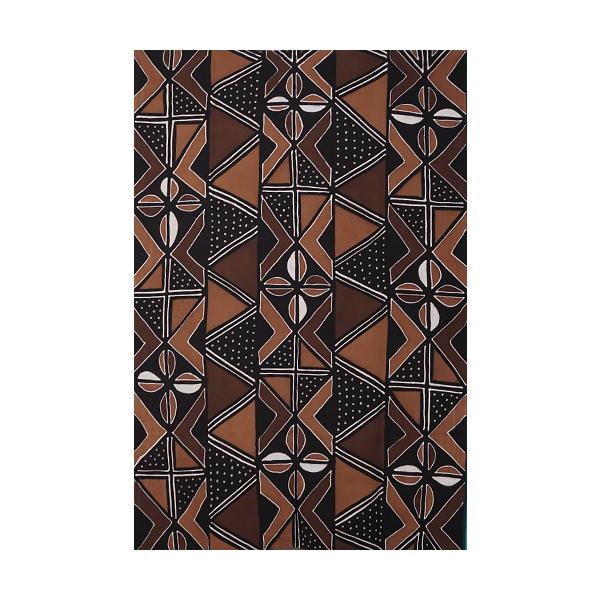 原産国:マリサイズ:168cmX112cmボゴランフィニ(Bogolanfini)は、マリ共和国の伝統的な布地で、特にバンバラ族によって作られています。この布は、泥染めの技法を用いており、自然の泥を使って模様や色を施します。ボゴランフィニは...