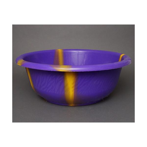 原産国:ブルキナファソサイズ:高さ約20cmx径約55cmアフリカでよく使われるプラスチックのタライです。カラフルで楽しいプラスチックの道具は、アフリカでは毎日フル稼働で活躍しています。軽くて使いやすい実用的な作りです。アフリカに行って見て...