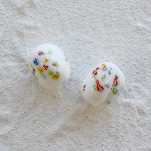 ■トンボ玉 メロン<br>■サイズ：約12x8mm <br>■入数：2個入り<br>