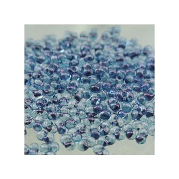 入り数：5gカラー：プリムローズブルーサイズ：2X4mm素材：ガラス両端がぷくっとふくらんだかわいらしい形のビーズ。 「ファルファーレ」とはイタリア語で「蝶」を意味しますが、その名の通り、一つ一つがリボンの結び目型をした、ユニークで斬新なビ...