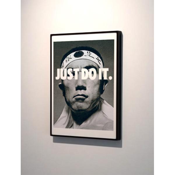 ハイセンスなアートデザインポスターでショップやお部屋をワンランクアップしたい方に重宝されている商品です。光沢紙と違い、光の反射を少し抑えた半光沢紙となります。同じデザインで　【A4サイズ】【A3サイズ】【A2サイズ】【A1サイズ】を出品致し...