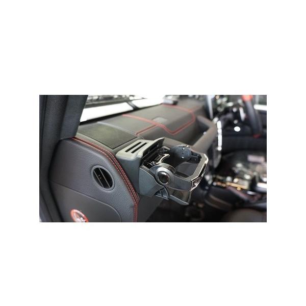 SH（エスエイチ）　Mercedes Benz W463 G-Classドリンクホルダー エアコン吹き出し固定タイプで仲間が増えました。ドリンクホルダーとエアコン吹き出し口の間にゲレンデ専用カバーが付き、インテリアのイメージを崩さずに簡単装...