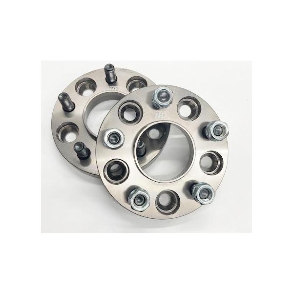 iiD Product 　20ｍｍスペーサー 2段止めタイプ高剛性＆高品質の鍛造ホイールスペーサー (2枚入り)です。カラー：ガンメタリック2020〜ランドローバー　ディフェンダー　他厚み：20mm PCD：5H120 　ハブ穴径72.6φ...