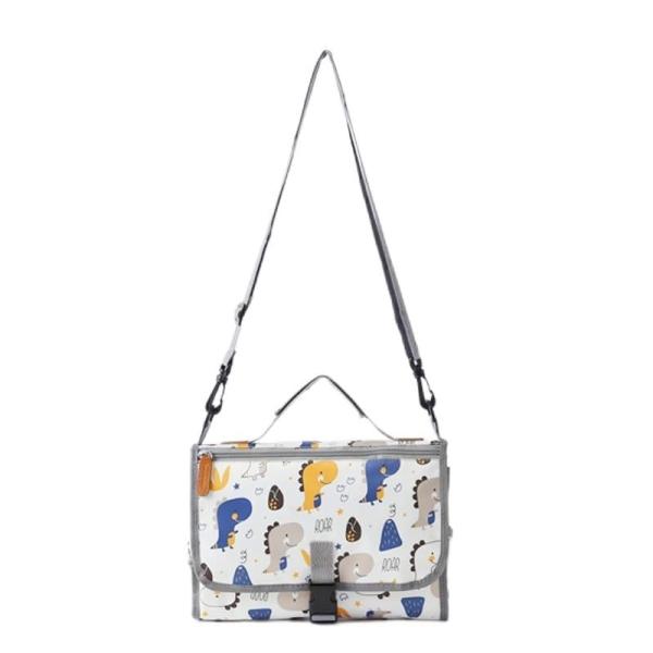 「VERYweb掲載 MARCK おむつポーチ オムツ替えシート (恐竜) おしりふき内蔵 お散歩 おでかけ 出産祝い 多機能 オールインワン コ」▼4570153940080▼（商品説明）カジュアルGray/-/MR-002・Patter...