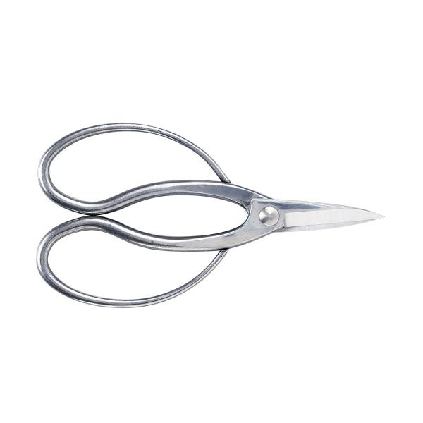 サビに強いステンレス製の盆栽鋏です。万能型の盆栽用の鋏です。全長　約１８０ｍｍ　重量　約１４５ｇ安心の喜久和ブランド！　日本製です。