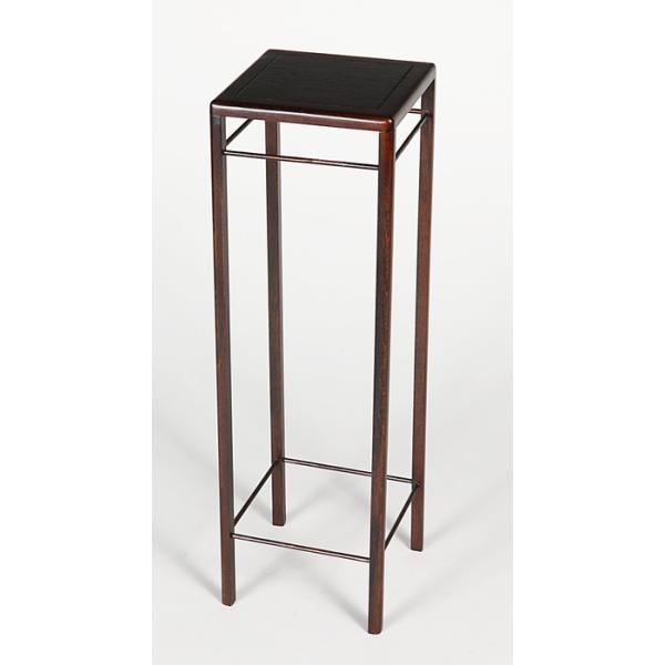 サイズ：一辺11cm高35cm商品解説盆栽卓の販売・製造指導を手掛けて30余年のノウハウを注ぎ込んで「丈夫で長持ち、そして手頃な価格」をモットーに開発したオリジナル盆栽卓シリーズ。　高級感溢れる仕上がりを見せる正方高卓シリーズ。天場と高さの...