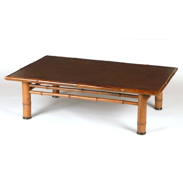 サイズ：左右102.3cm奥行66cm高30.3cm商品解説天場は竹網代、枠や足には斑竹を使って作られた洒脱な長方卓。大変古いもので80年、あるいは100年近くは経つでしょう。古色感がこの上なく素晴らしい。またこの手の卓で1mを超えるのも大...