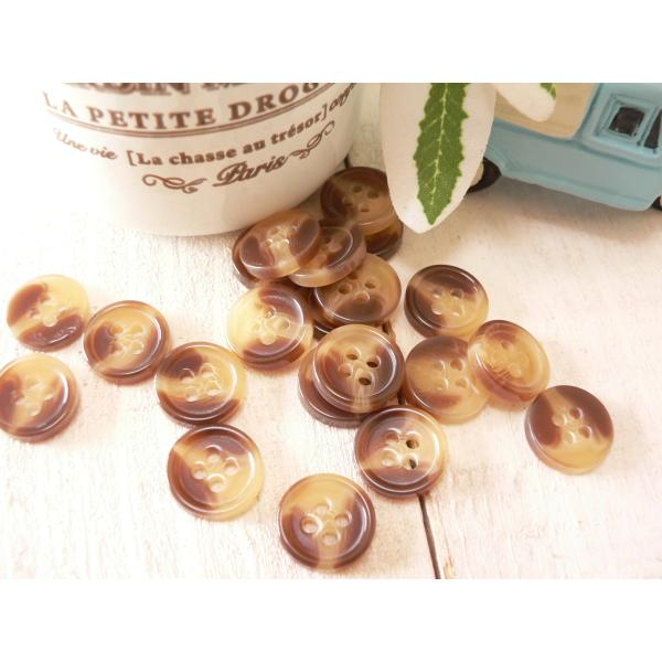 素材：プラスチック【サイズ】11.5mm＊アソートとなります。お色は選べません。＊お写真にないお色が含まれる場合がございます。☆海外輸入品のため、多少作りが雑な場合(色むら、バリ、個体差など）がございますのでご了承ください。