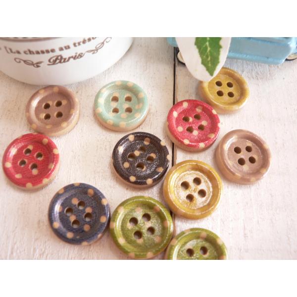 新品素材：ウッド【サイズ】直径　15mmこちらはアソートになります。お色柄はお選びいただけません。お写真にない色が含まれる場合がございます。☆海外輸入品のため、色むら、プリントの不鮮明やズレ、ロットによる色味の違いなど多少作りが雑な場合がご...