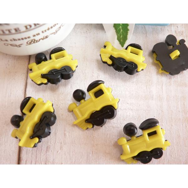 新品素材：プラスチック【サイズ】１８×２２ｍｍ☆２つのパーツで作られているため、まれに外れてのお届けの可能性があります。ご了承ください。☆海外輸入品のため、バリ、色むら、色移りなどの作りが荒い、個体差がある場合がございます。ご了承ください。