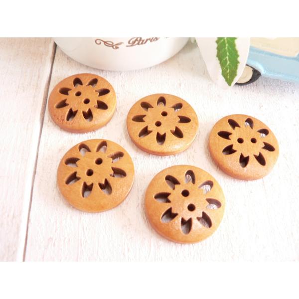 新品素材：ウッド【サイズ】直径 20mm★色柄のあるものは、アソートになりますので、柄はお選びいただけません。　お写真ない柄が入る場合もございます♪☆海外輸入品のため、色むら、プリントの不鮮明やズレ、ロットによる色味の違いなど多少作りが雑な...