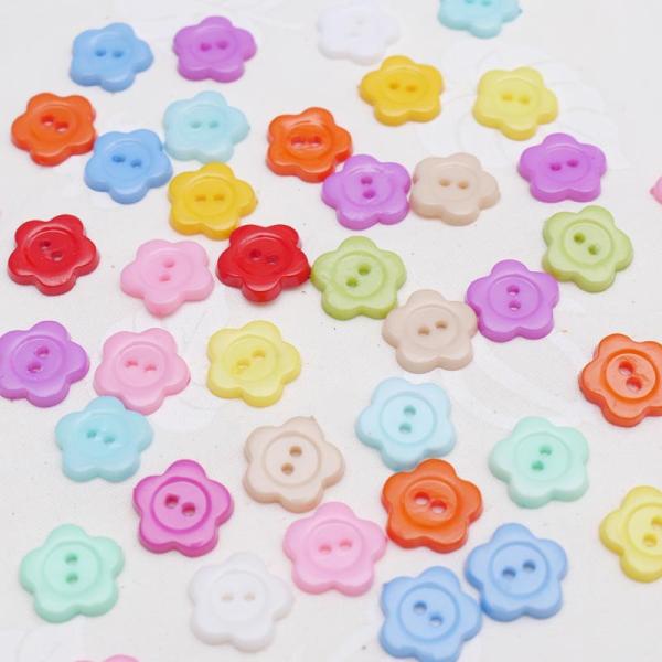 【サイズ】12mm＊アソートとなります。お色は選べません。＊入荷するお色次第ですので　お写真にないお色が入る、お写真のお色すべてが入らないこともあります。 ☆海外輸入品のため、多少作りが雑な場合(色むら、バリ、個体差など）がございますのでご...