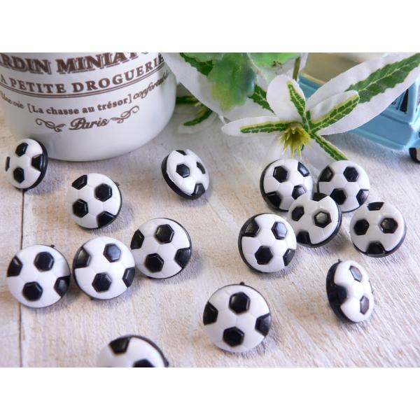 素材：プラスチック【サイズ】　１３ｍｍ☆海外輸入品のため、多少作りが雑な場合(色むら、バリ、個体差など）がございますのでご了承ください。