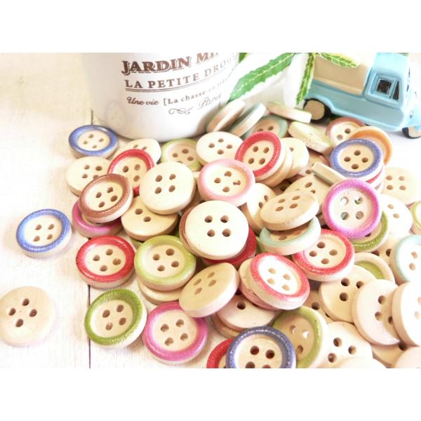 新品素材：ウッド【サイズ】直径 15mm★アソートになりますので、色、柄はお選びいただけません。　お写真ない柄が入る場合もございます♪☆海外輸入品のため、色むら、プリントの不鮮明やズレ、ロットによる色味の違いなど多少作りが雑な場合がございま...