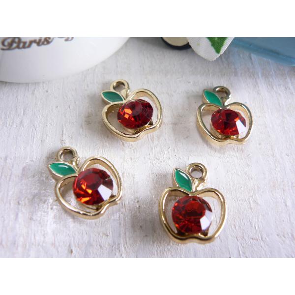 【サイズ】15×11mm（カン含）新品☆海外輸入品のため、多少作りが雑な場合(色むら、バリ、ピンホール、ロットの個体差など）がございますのでご了承ください。