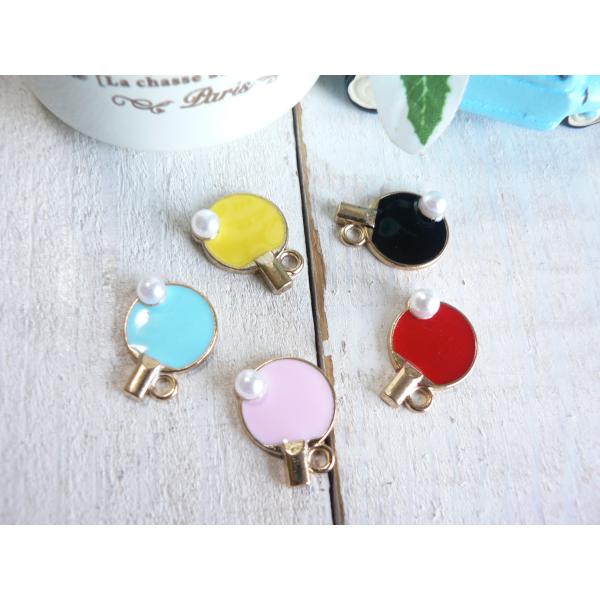 【サイズ】黄色　15×11mm（カン含）新品☆海外輸入品のため、多少作りが雑な場合(色むら、バリ、ピンホール、ロットの個体差など）がございますのでご了承ください。