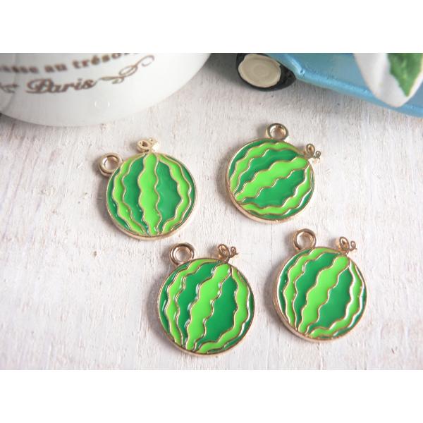 【サイズ】17×14mm（カン含）新品☆海外輸入品のため、多少作りが雑な場合(色むら、バリ、ピンホール、ロットの個体差など）がございますのでご了承ください。