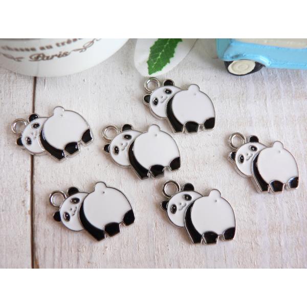 【サイズ】17×17mm（カン含）新品☆海外輸入品のため、多少作りが雑な場合(色むら、バリ、ピンホール、ロットの個体差など）がございますのでご了承ください。