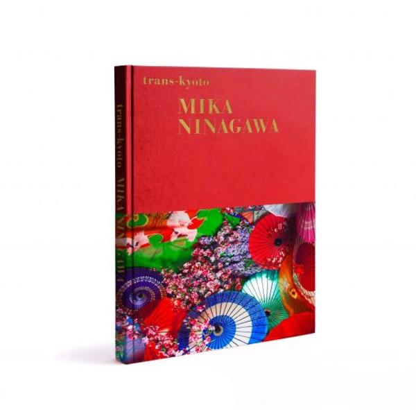 写真:蜷川実花出版社:パイインターナショナル発売日:2018年04月キーワード:trans‐kyoto蜷川実花写真集蜷川実花 とらんすきようとＴＲＡＮＳＫＹＯＴＯにながわみかし トランスキヨウトＴＲＡＮＳＫＹＯＴＯニナガワミカシ にながわ ...