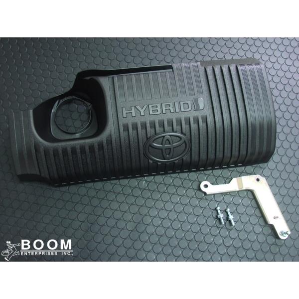 TOYOTA純正パーツ（流用部品）エンジンカバー（エンジンヘッドカバー）ブラックエンジンルームのドレスアップ。エンジン音の軽減。防水、防塵対策などに。適合:トヨタ ハイブリッド車トヨタ アクア（NHP10）トヨタ カローラアクシオ（NKE1...