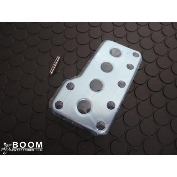 TOYOTA純正パーツペダル SUB-ASSY x1個ピン x1個補修用、流用や加工用などに。品番:78101-20150（ペダル SUB-ASSY）品番:90254-04019（ピン）取付説明書はございません。【※備考】適合確認・流用情報...