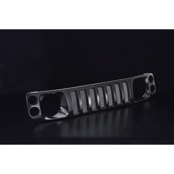 フロントフェイスをガラリとイメージチェンジ！■メーカー：　Motor Farm (モーターファーム)■商 品 名：　ABS製ビンテージグリル (未塗装)■適合：　ジムニー JA12/22■品番：　ABS22B＜代引き不可＞お取寄せ商品の為、...